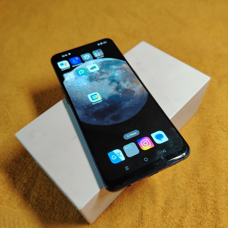 Oppo A74 sotiladi 128Gb