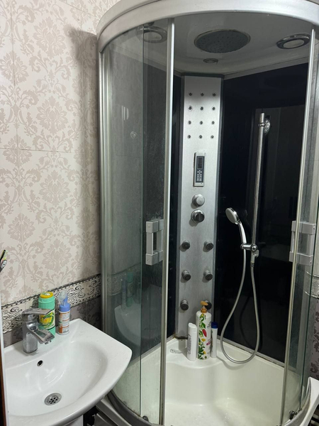 Продам 2 Комнатную квартиру Сергели 8а