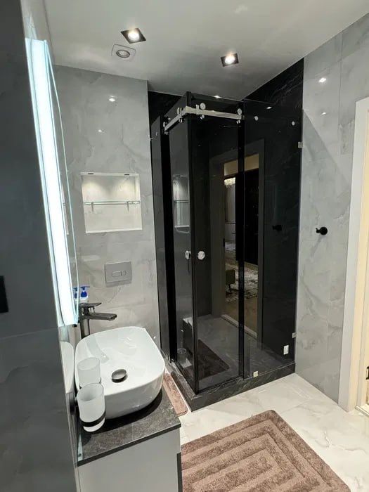 Продам квартиру с Евро ремонтом в новостройке ( К134 )