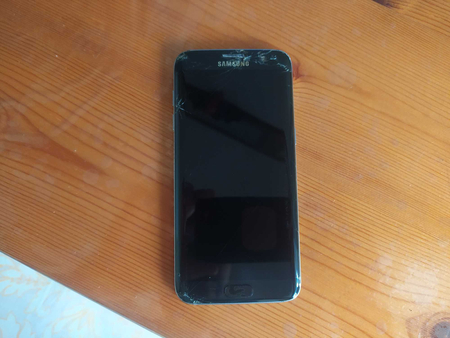 Продам Samsung Galaxy S7 Edge