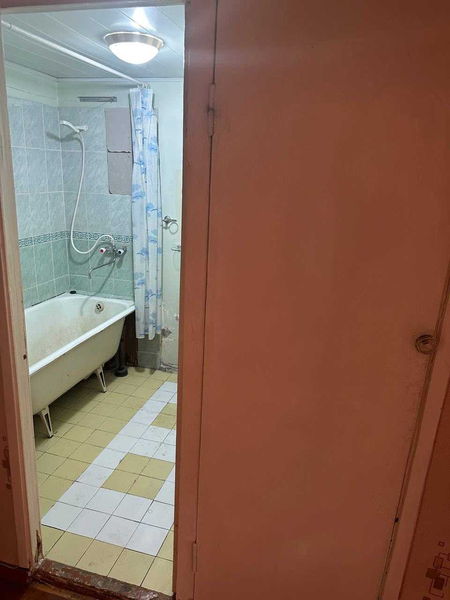 Срочно 2 комнатная Кадышева