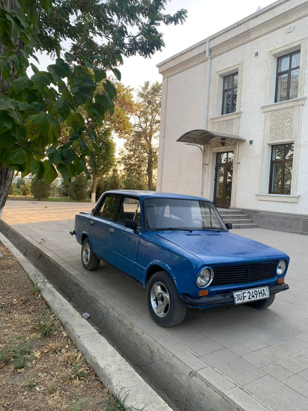 Lada 2101  holati zur