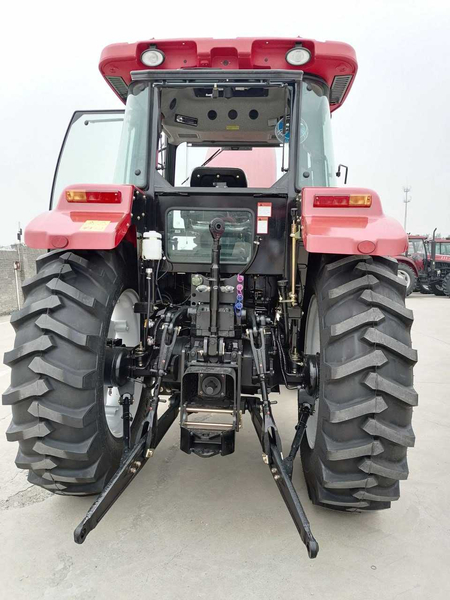 Трактор YTO NLX 1404 Nasiya Savdo Ribosiz Bo'lib to'lash