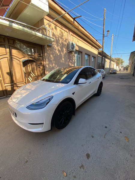 Tesla model Y Americanka 2023