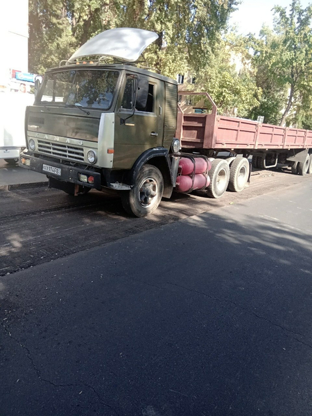 Kamaz ishlab turgan