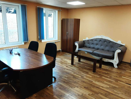 Сдается в аренду коммерческая недвижимость 228 кв.м.