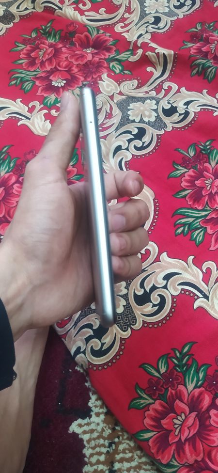 Redmi 6 pro sotiladi