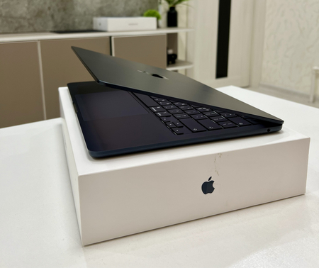 Macbook Air M2 8/256GB 100% емкость 37 цикл