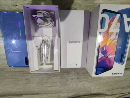 Samsung A70, 128 ga 6 GB xotira. IDEAL!!!