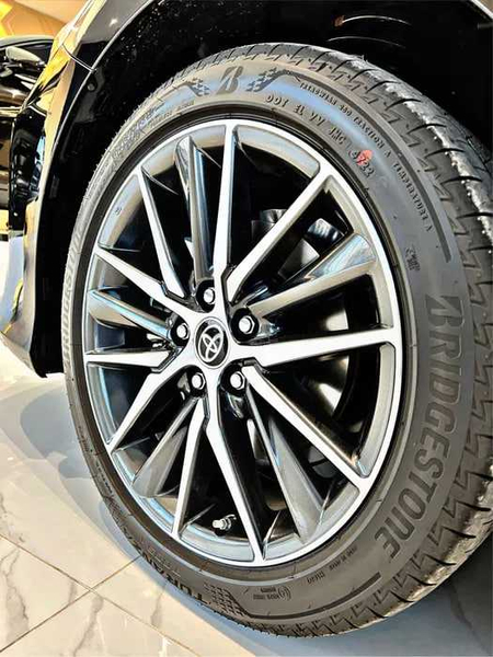 Camry 2.5 hybrid GLE 2023 \ Zakazga