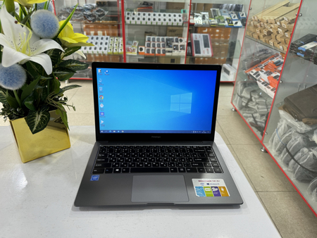 Prestigo smartbook 4/128 gb nvme ssd iwlawi juda tez va yengil qulay