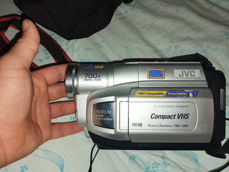 Kamera JVC yangi