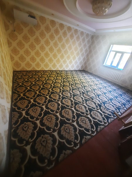 Gilem satiladi!!!  2 gilem 2.80×4.10, 2.50×4.50 azgantay paydalanilgan