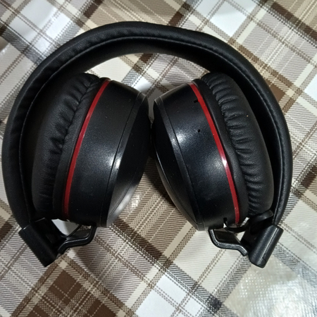 Наушники JBL продаю