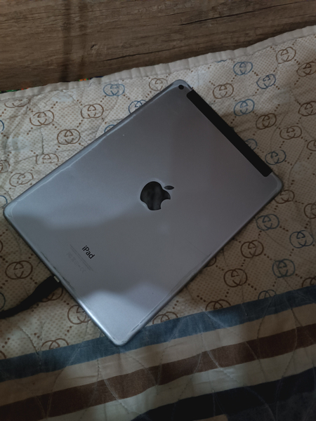 Ipad air 2 срочно продам