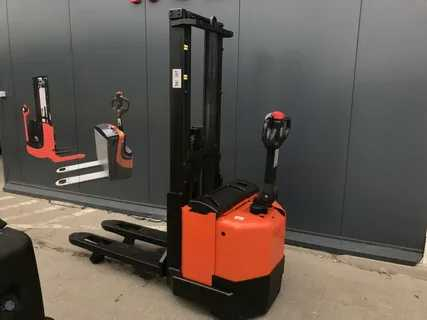Электрический Штабелер 2м  / 3 м 4м elektrichiskiy shtablyor kara