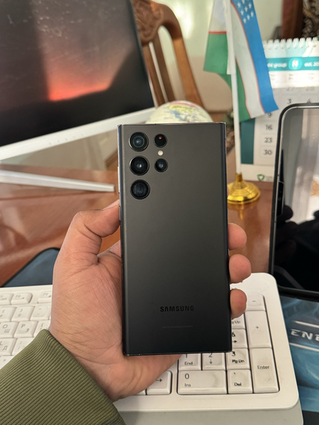 Samsung S22 ultra 12 256
