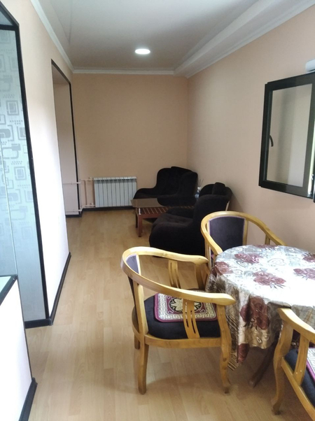 Сдаётся Ц-1 в аренду 1/4/4/-45кв.м 450у.е