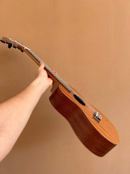Укулеле Huawind концерт