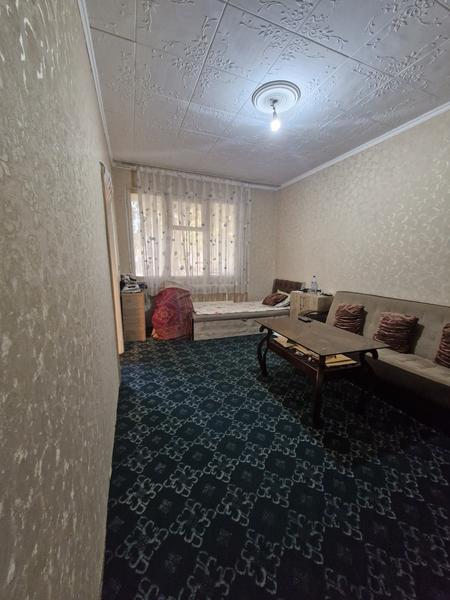 Срочно продам 1/1/4 35.000$