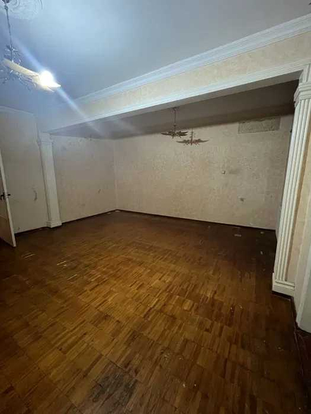 срочна Горит аренда  4 комнатная квартира за 300$ шок id sh 368
