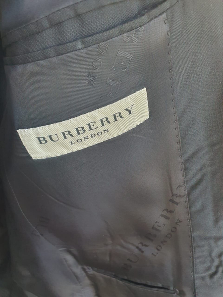 Продаю мужской пиджак Burberry