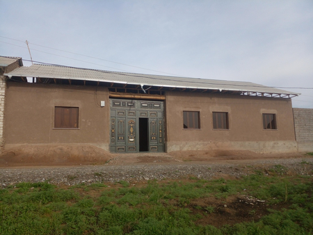 Uy sotiladi Sharof Rashidov tumani Xalqobod MFY Osiyo bozorga yaqin