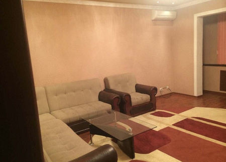 Yunusobod 8 kv 2 xonali kv oilaga beriladi