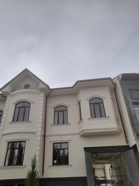 Fasadlarga Travertin hizmatlari