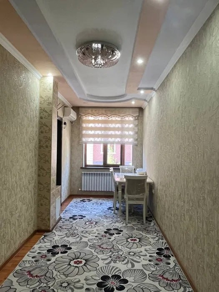 НотоРуставели 4х квартира