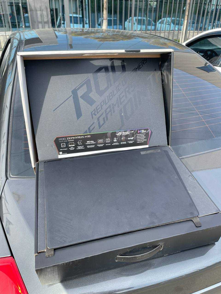 ASUS ROG Zephyrus M16