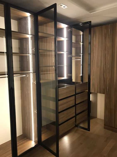 Современные шкафы, шкафы-гардеробы отлично подойдет под любой дизайн