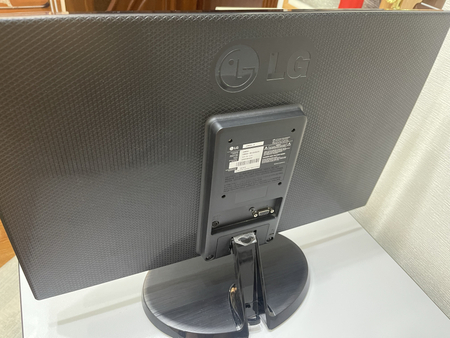 Монитор LG