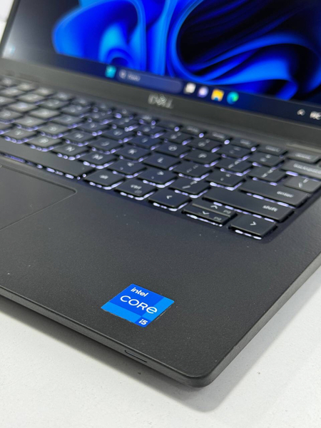 Kuchli Noutbuk DELL Carbon 7420