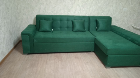 Мягкый уголок в отличном состояние