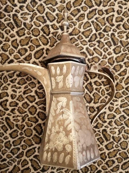 Антиквариат. Кувшин металлический.
