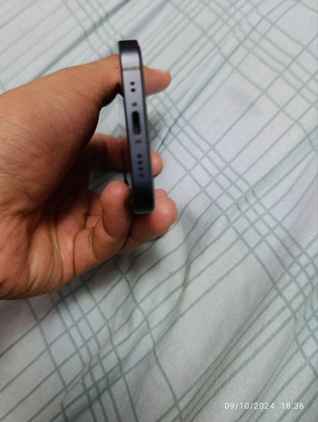 Iphone 12.  mini