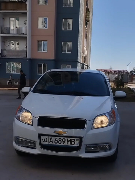 Chevrolet nexia 3