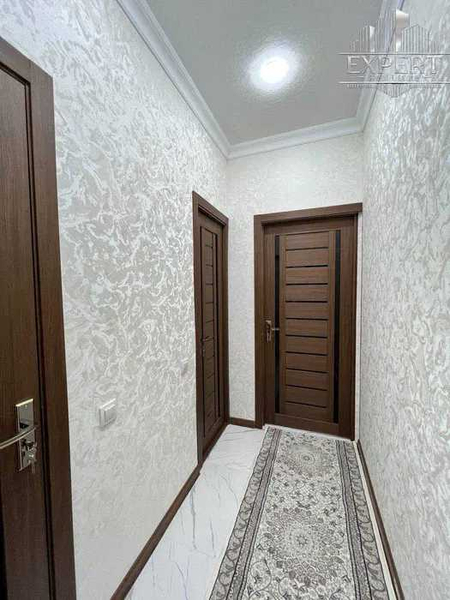 Продается Шикарная Квартира Мирзо-Улугбек  Эко Базар 2в3 комнатная