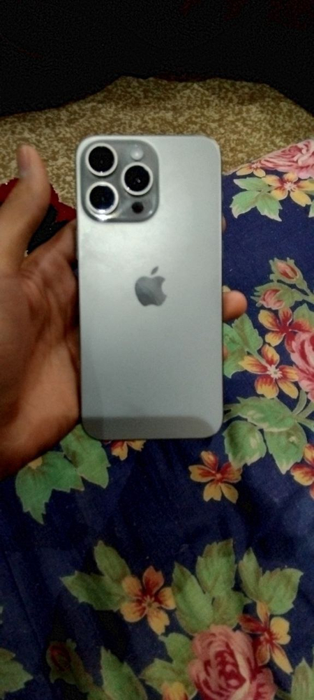 iPhone 15 pro max karobka dak bor