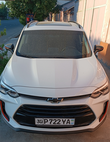 Продам CHEVROLET ORLANDO 2 поколение, тонировка, резина, эвакор. 1.35т