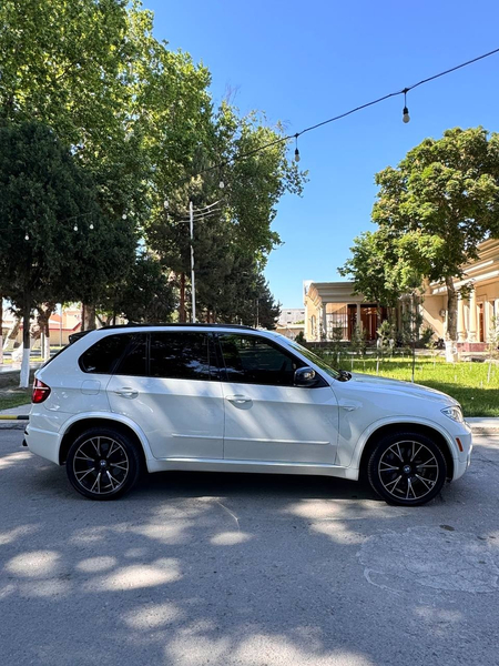 BMW X5 E70 N62 B48 2010yil M obves