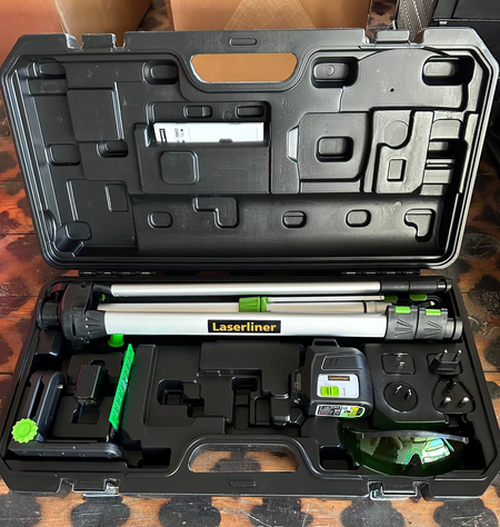 Ротационные лазеры, Лазерный уровень Laserliner PcketPlane 3G