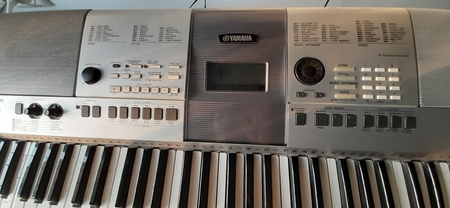 Elektron pianino / Электронный пианино
