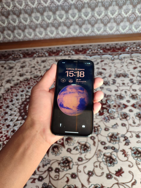 Iphone 11 sotiladi 64gb