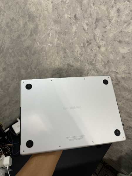 Macbook Pro M1 16/1T 14inch 2021