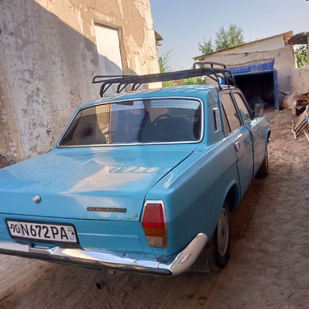 GAZ 24 sotaladi .