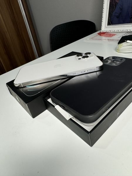Iphone 12 pro max 256 срочно