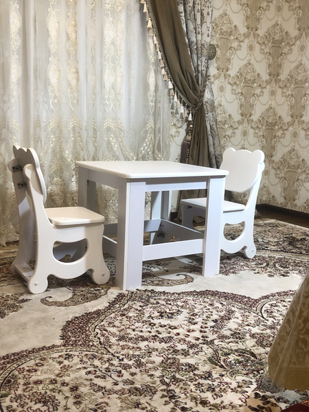 Kravat detskiy sehdan primoy