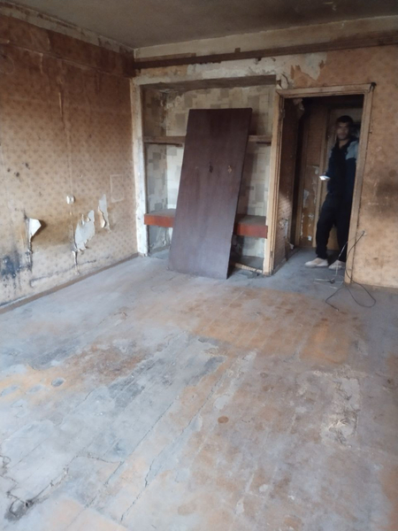 Продаю квартиру юнус абад 2 36квМ однакомнатная , универсам